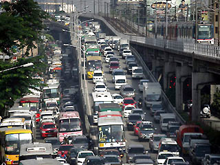 MMDA eyes 6-month transition to digital traffic light system | GMA News ...