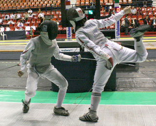 Pinoy fencers fall to tougher rivals | GMA News Online