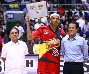 James Yap preserves Game 2 win for Llamados | GMA News Online