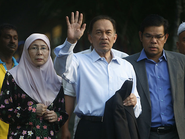 'Pinoy flying voters' sa halalan ng Malaysia, pinangangambahan | GMA ...