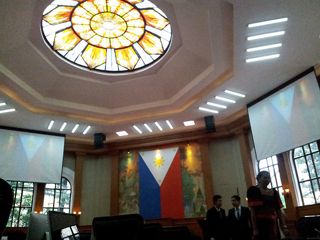 Manila City Hall goes hi-tech with its new solar-powered session hall ...