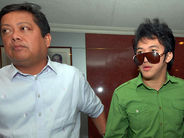 Suspect in Ramgen Revilla murder surrenders to NBI | GMA News Online