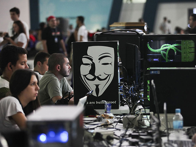 Pinoy hackers strangely silent on new law punishing hacking | GMA News ...