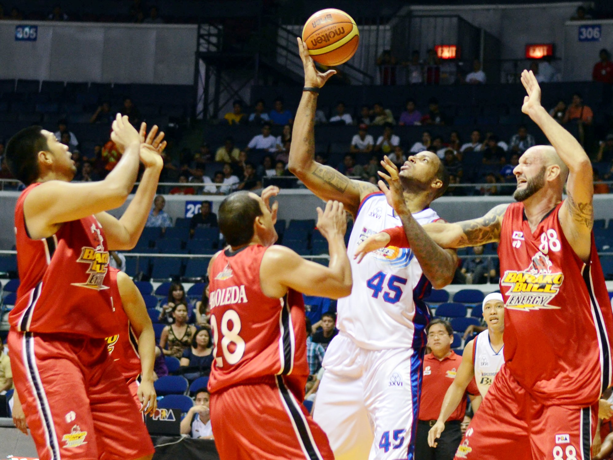 PBA: Barako Bull pummels import-less Petron, 94-80 | GMA News Online