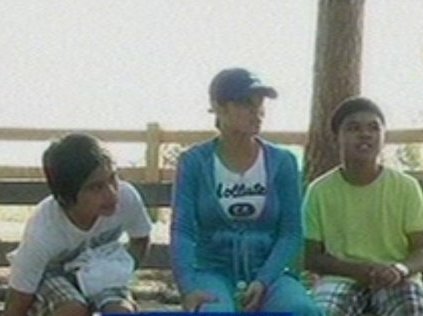 8-time world champ Pacquiao gets a boost from his wife, children | GMA ...