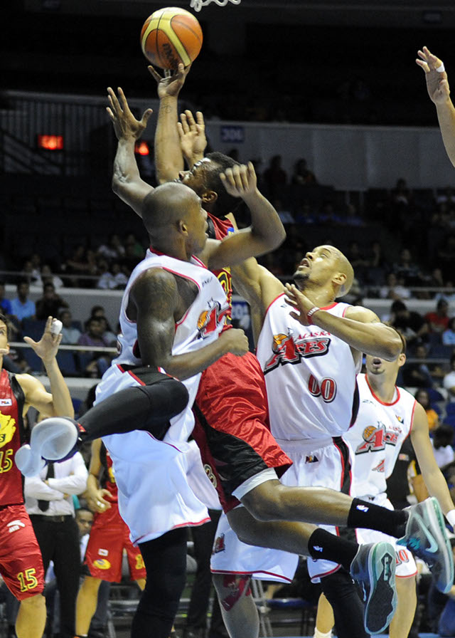PBA: Llamados win fifth straight, cruise past Aces | GMA News Online