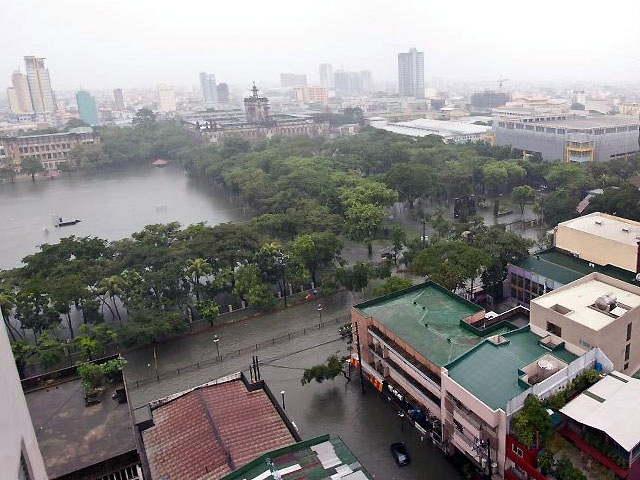 UERMMC, UST Hospital flooded, need supplies | GMA News Online