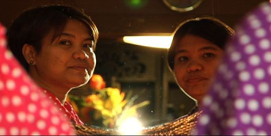 After years of separation, twins find each other | GMA News Online