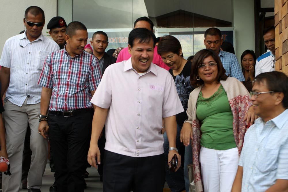 Jesse Robredo made Naga City 'a happy place' | GMA News Online