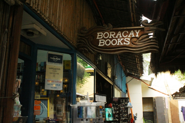 A bookstore in Boracay, the unlikeliest of places | GMA News Online