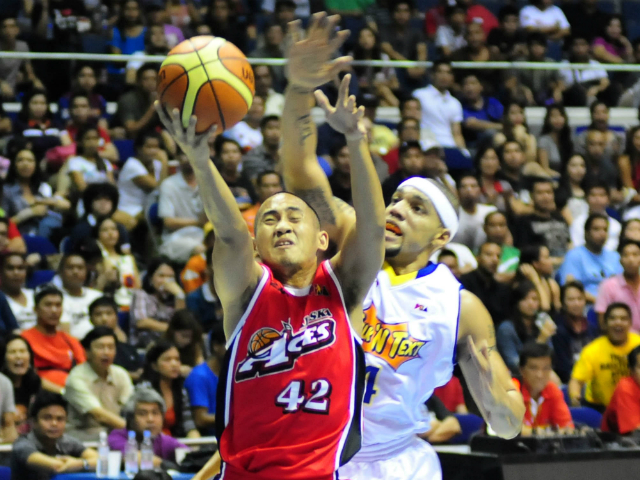 PBA: Referee who called goaltending in TNT vs Alaska game draws ...
