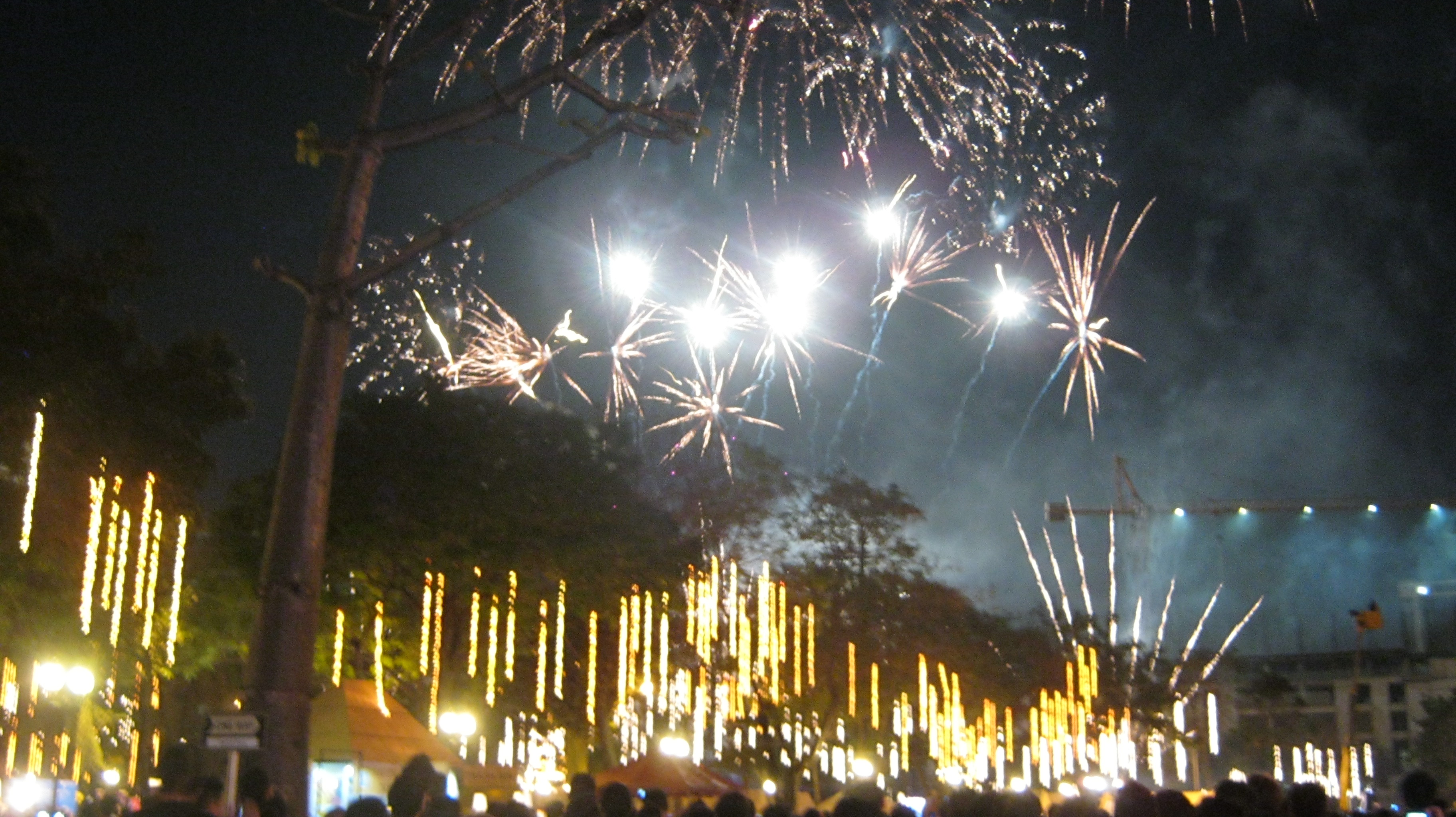 DOH on 'Code White' alert for fireworks-related injuries | GMA News Online