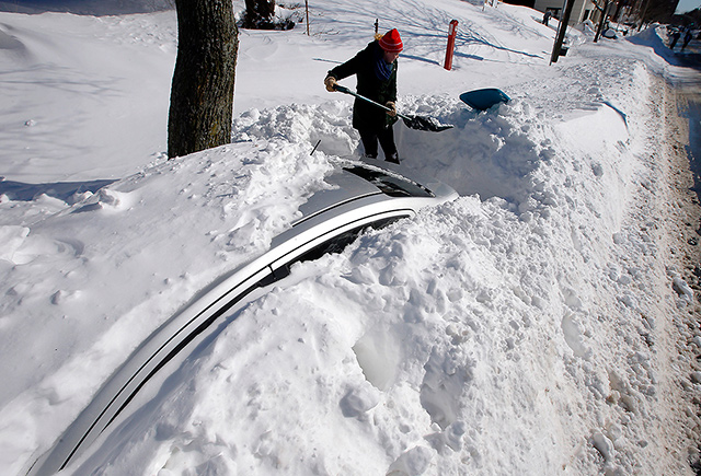 Heavy snowstorm slams northeastern US as arctic cold descends | GMA ...