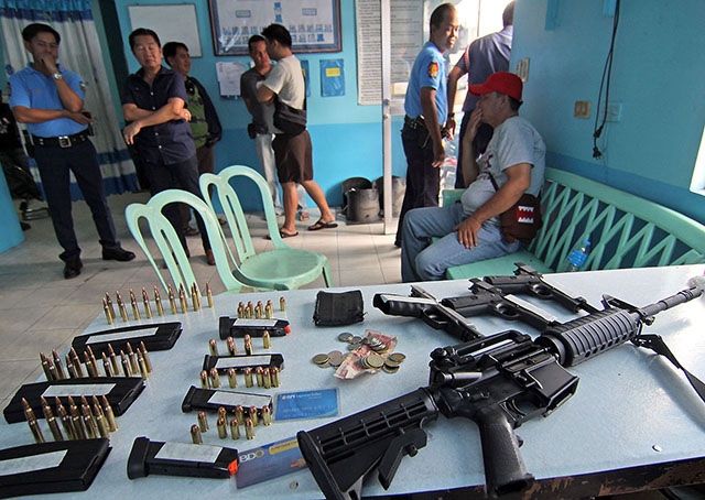 Isabela vice mayor, 8 Rizal jail employees nabbed in violation of gun ...