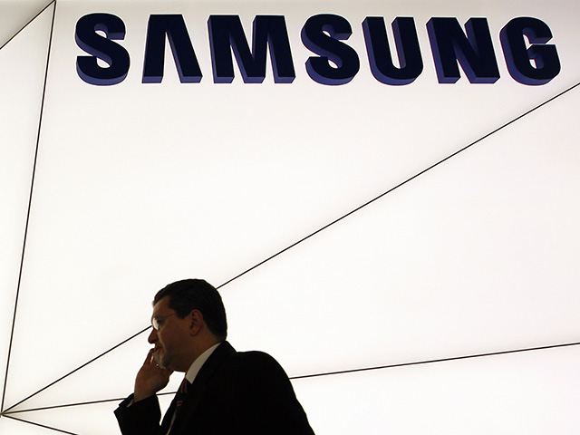 Samsung launches new S9 phone with augmented reality features | GMA ...