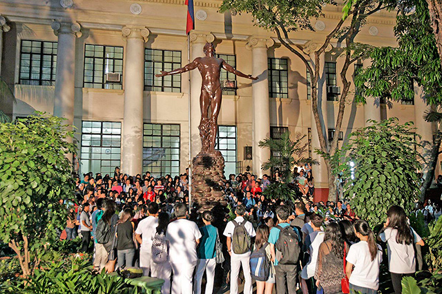 Students tie black ribbons at UP Manila to seek justice for Kristel ...