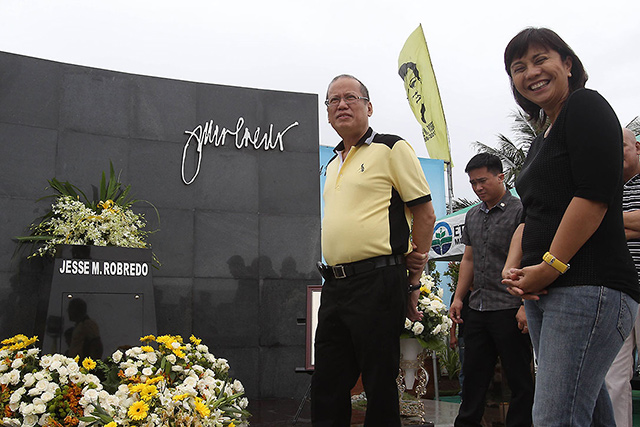 Serge Osmeña sees Grace Poe, Leni Robredo winning in 2016 | GMA News Online