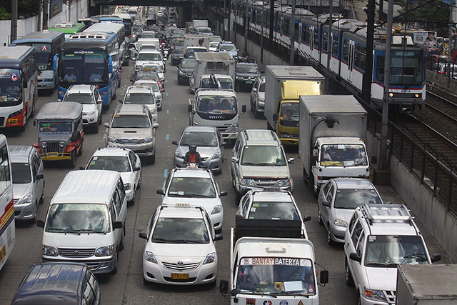 Number coding in effect on Feb 25 EDSA revolt anniversary – MMDA | GMA ...