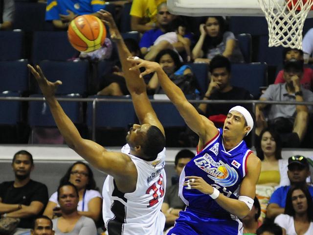 PBA: Petron spoils Mbenga's debut with win over Barako