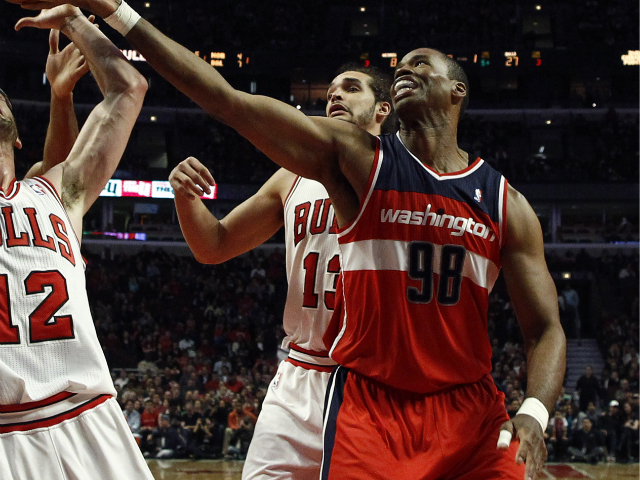 Breaking a sports barrier, NBA's Jason Collins comes out as gay | GMA ...