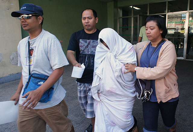 Judge in Rasuman syndicated estafa case asked to inhibit | GMA News Online