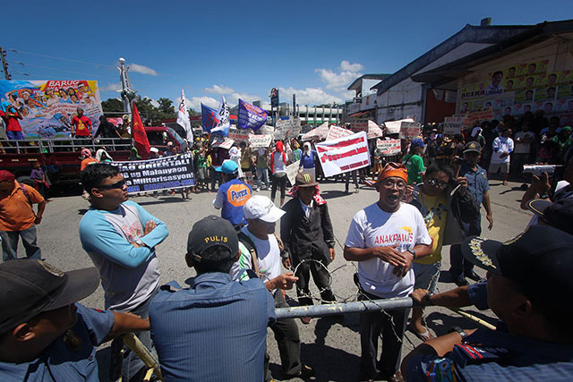 Govt shifts to rehabilitation, rebuilding for typhoon ‘Pablo’ victims ...